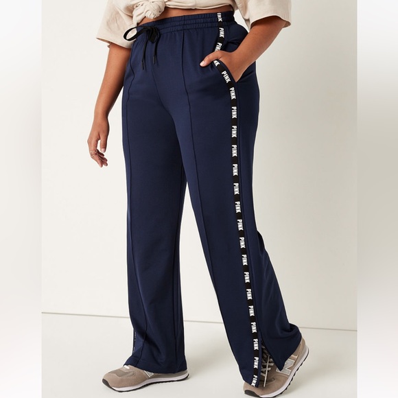 PINK Victoria's Secret | Pants & Jumpsuits | New Victorias Secret Pink ...